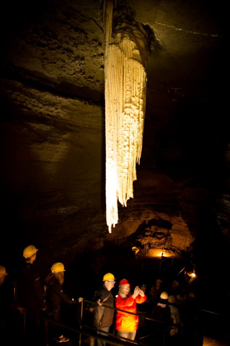 Doolin Cave | Europe’s largest stalactite - Secret World